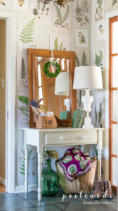 How to Decorate a Console Table Like a Pro (Best Entry Table Ideas)