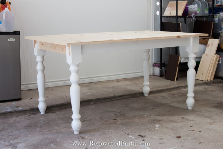 How To Build a Farmhouse Kitchen Table (The EASY Beginner Method! )