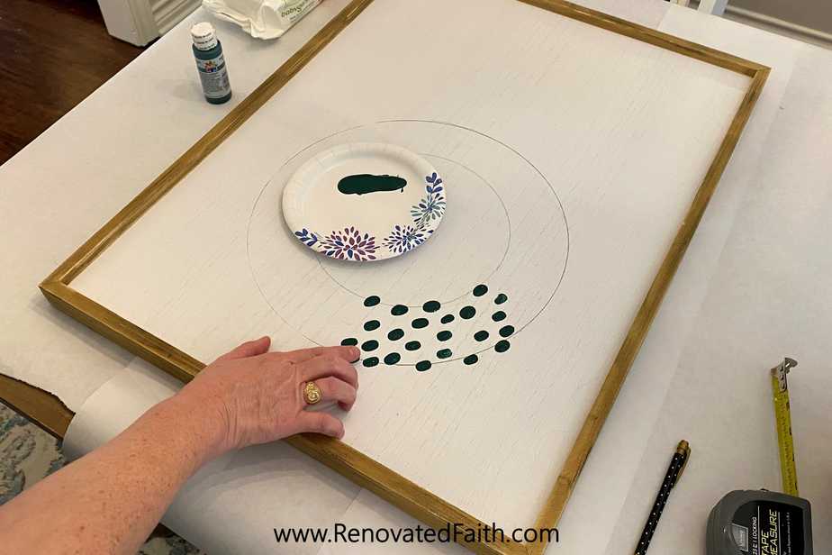 DIY Fingerprint Wreath Wall Art (With Your Family’s Fingerprints & Name!)